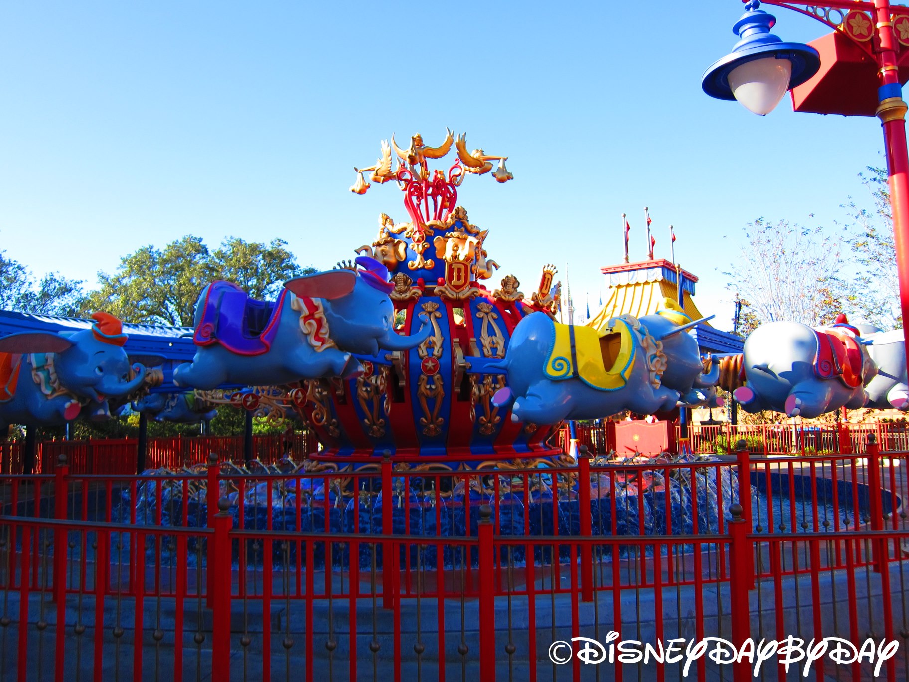Magic Kingdom: Dumbo the Flying Elephant | DisneyDayByDay