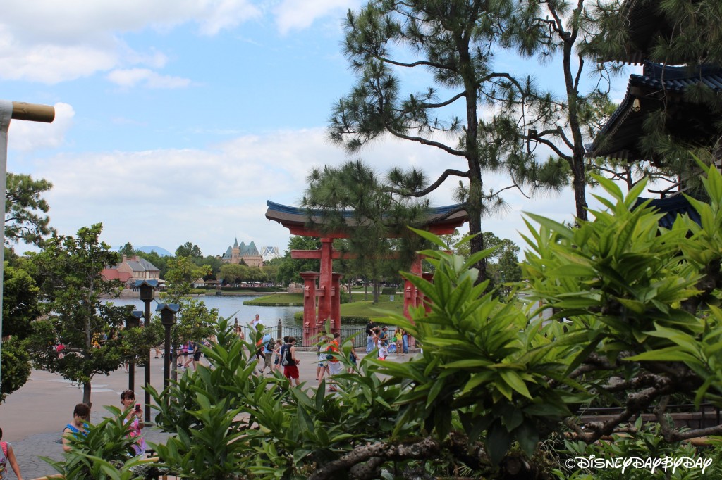 Wordless Wednesday - DisneyDayByDay