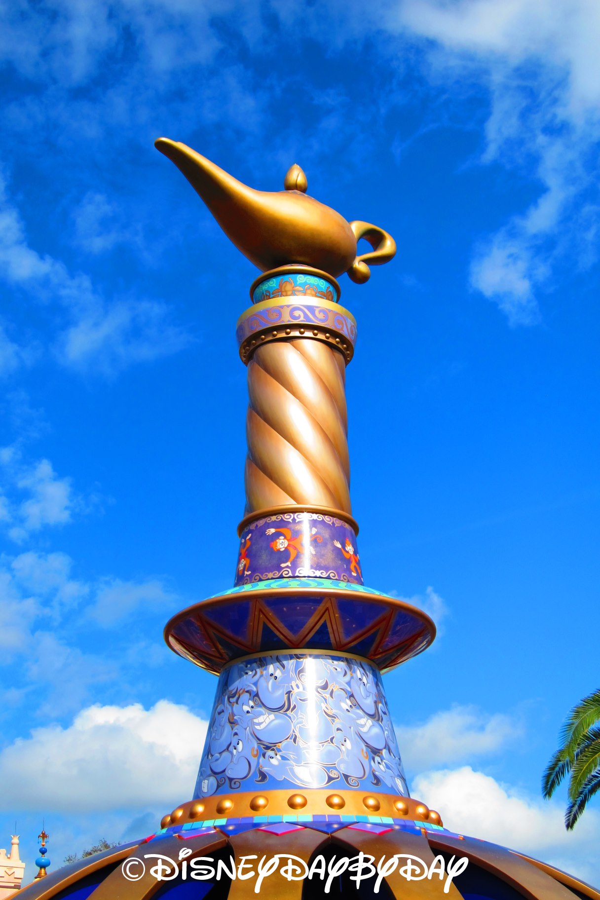 Magic Kingdom: The Magic Carpets of Aladdin | DisneyDayByDay