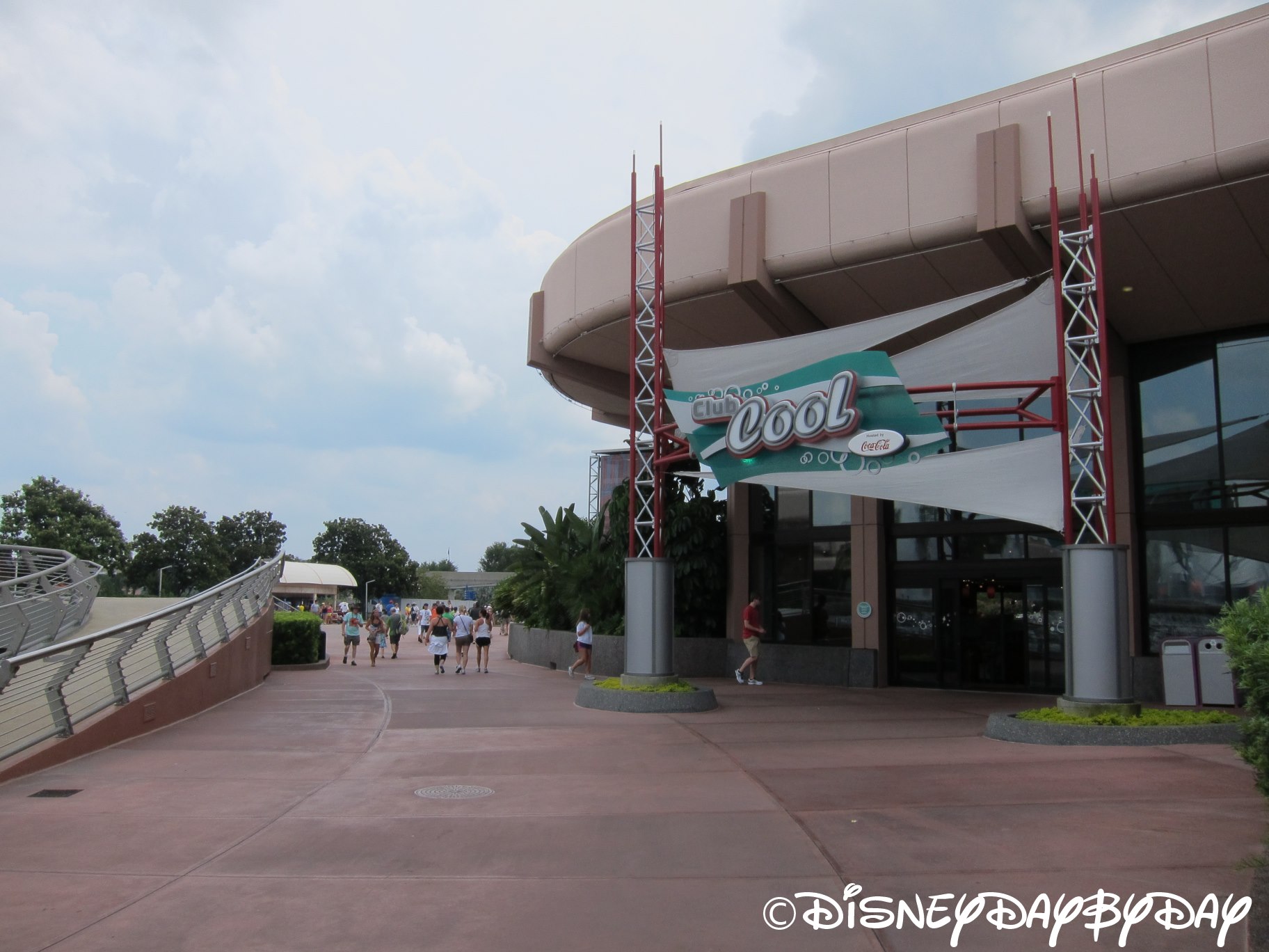 Epcot: Club Cool | DisneyDayByDay