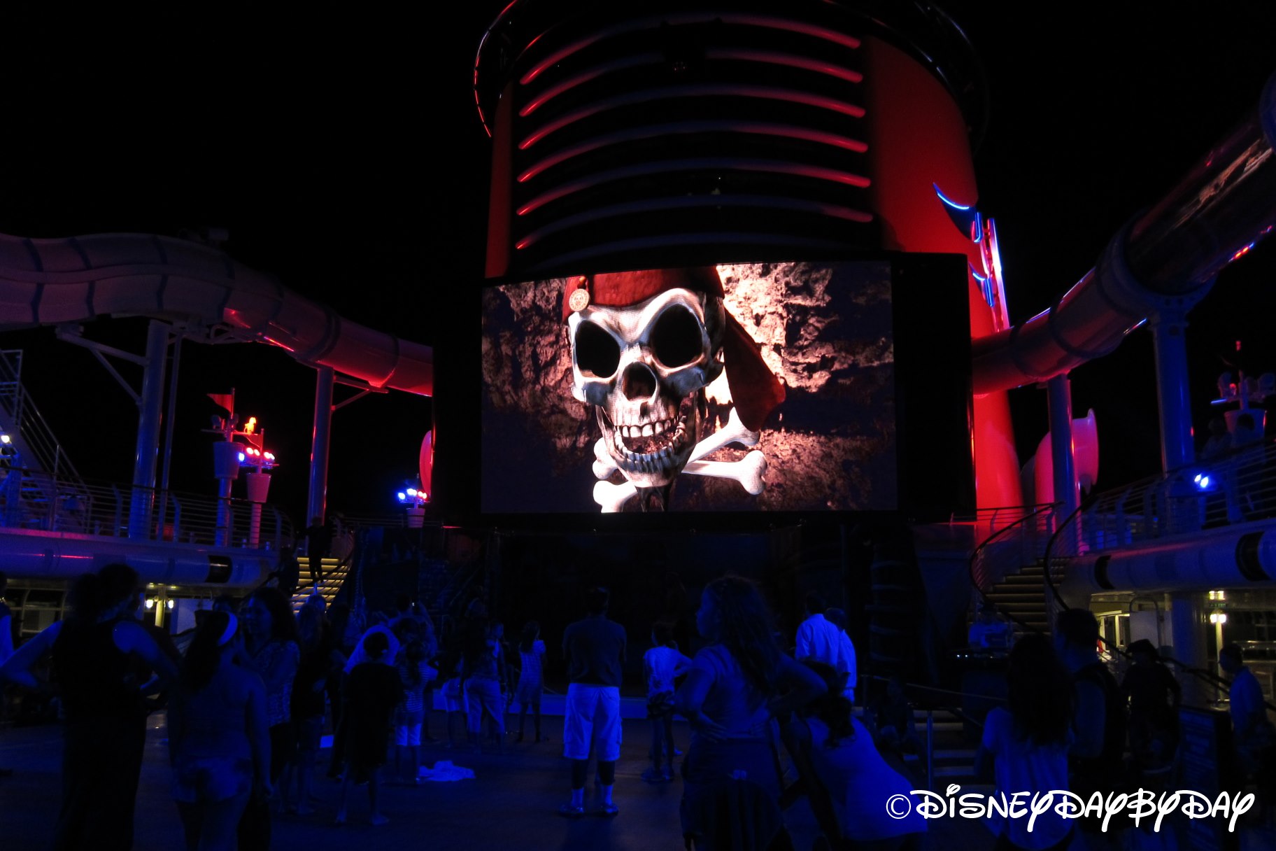 Disney Fantasy: Pirate Night | DisneyDayByDay