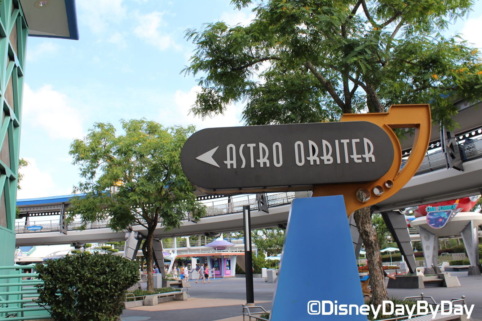 Magic Kingdom: Astro Orbiter | DisneyDayByDay
