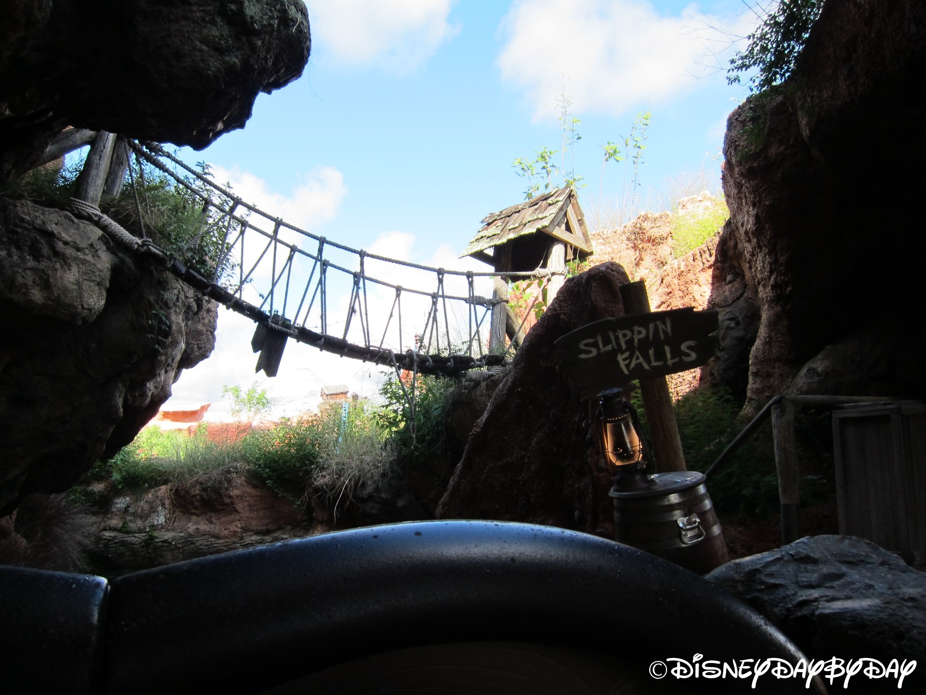Magic Kingdom: Splash Mountain | DisneyDayByDay