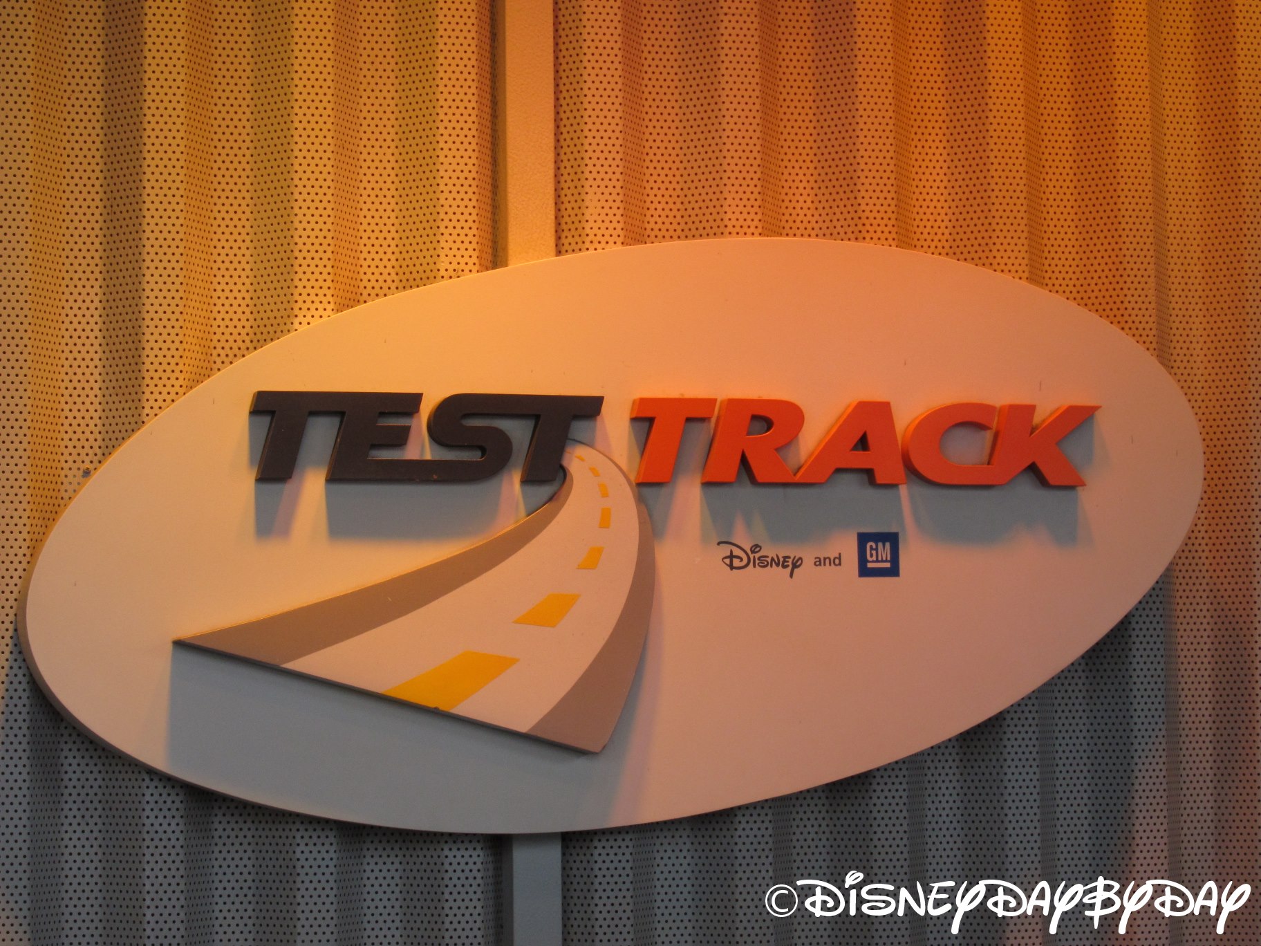 Epcot: Test Track (1999 – 2012) | DisneyDayByDay