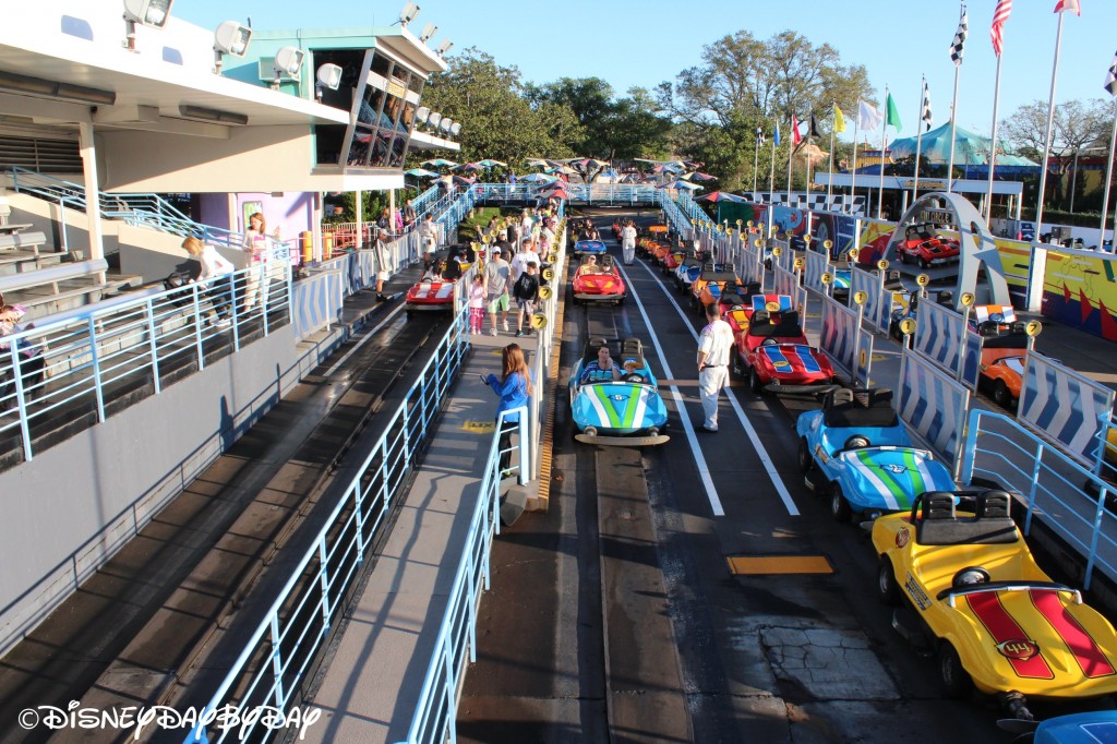 Magic Kingdom: Tomorrowland Speedway | DisneyDayByDay