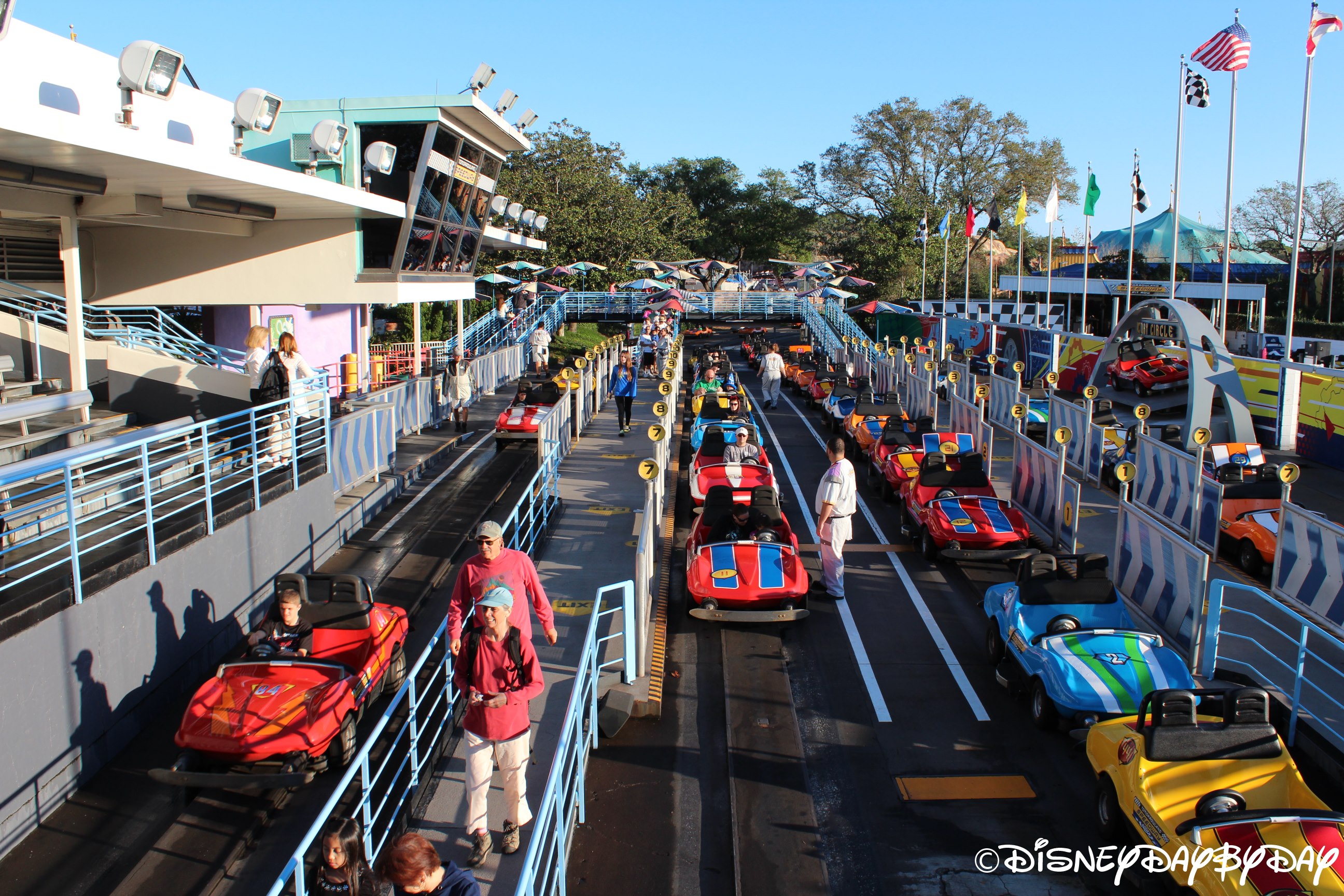 Magic Kingdom: Tomorrowland Speedway | DisneyDayByDay