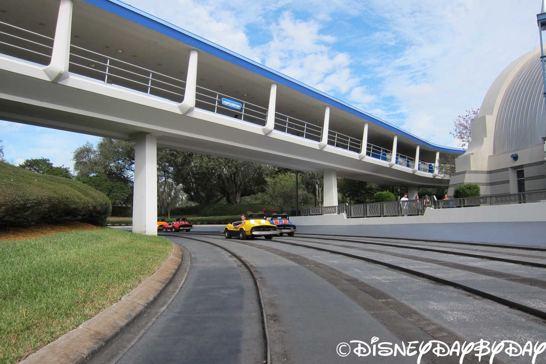 Magic Kingdom: Tomorrowland Speedway | DisneyDayByDay