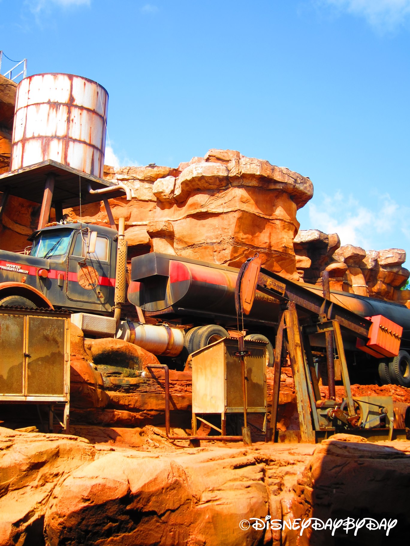 Hollywood Studios: Studio Backlot Tour | DisneyDayByDay