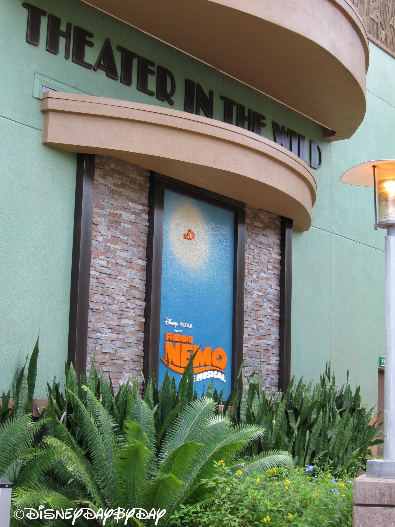 Animal Kingdom: Finding Nemo – The Musical | DisneyDayByDay