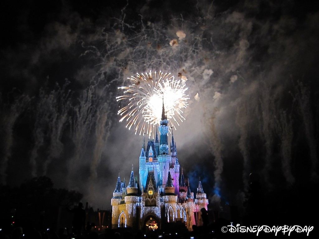 Magic Kingdom: Celebrate the Magic and Wishes | DisneyDayByDay