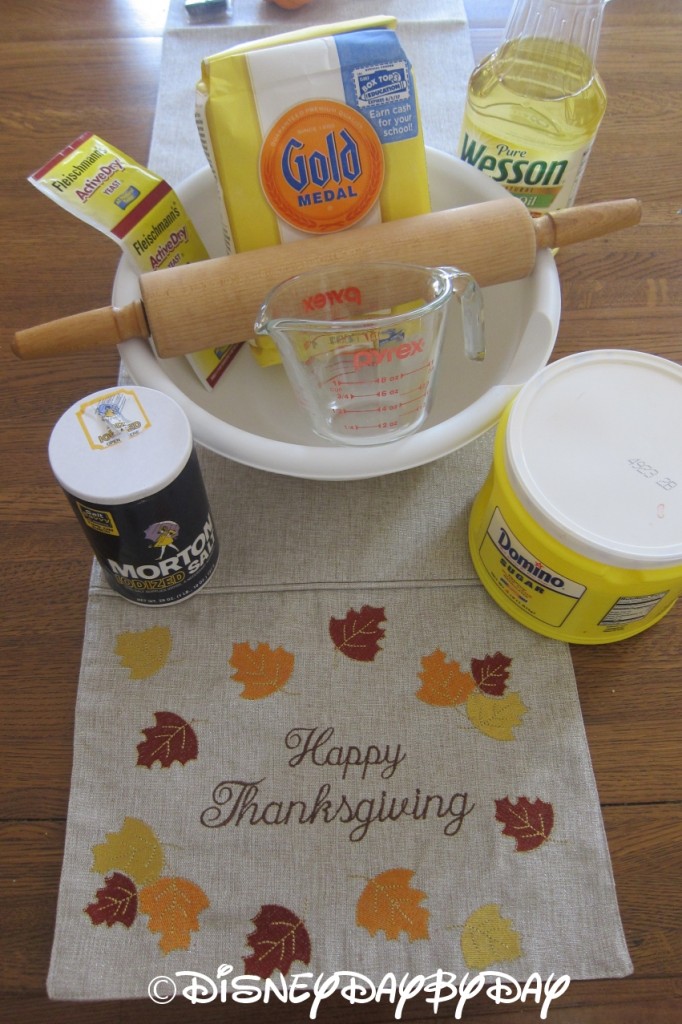 Favorite Food Friday: Country Crust Bread | DisneyDayByDay