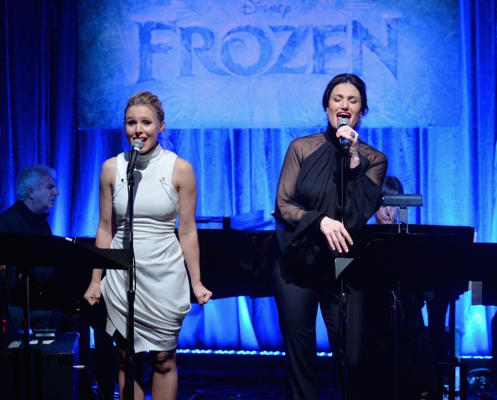 Celebration of Frozen – Live Performance Pictures | DisneyDayByDay